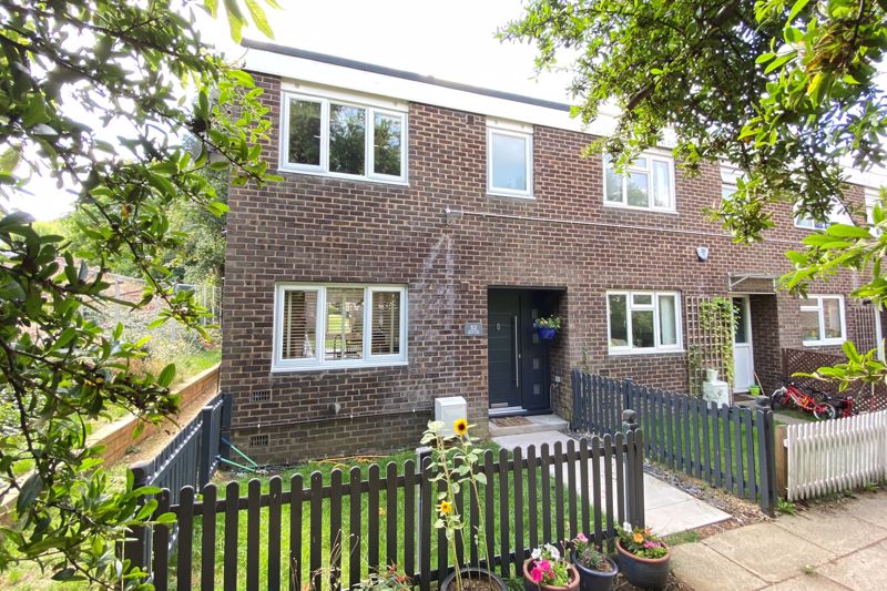 Swan Lane, Whetstone | Hunters Barnet